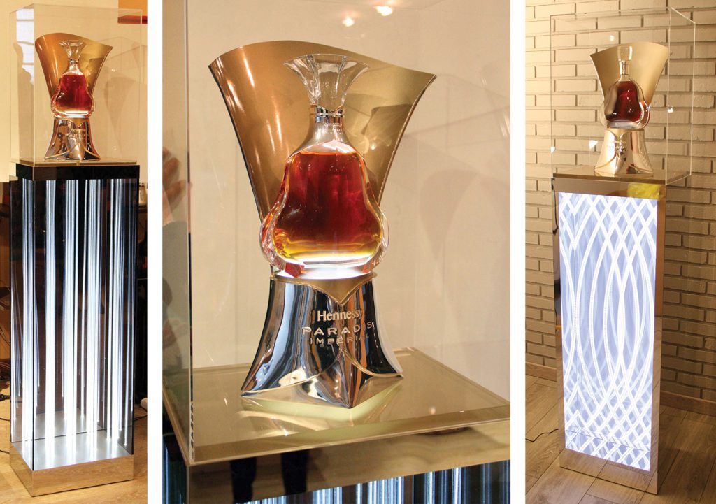 Glorifier haut de gamme - PLV sur mesure et communication de luxe